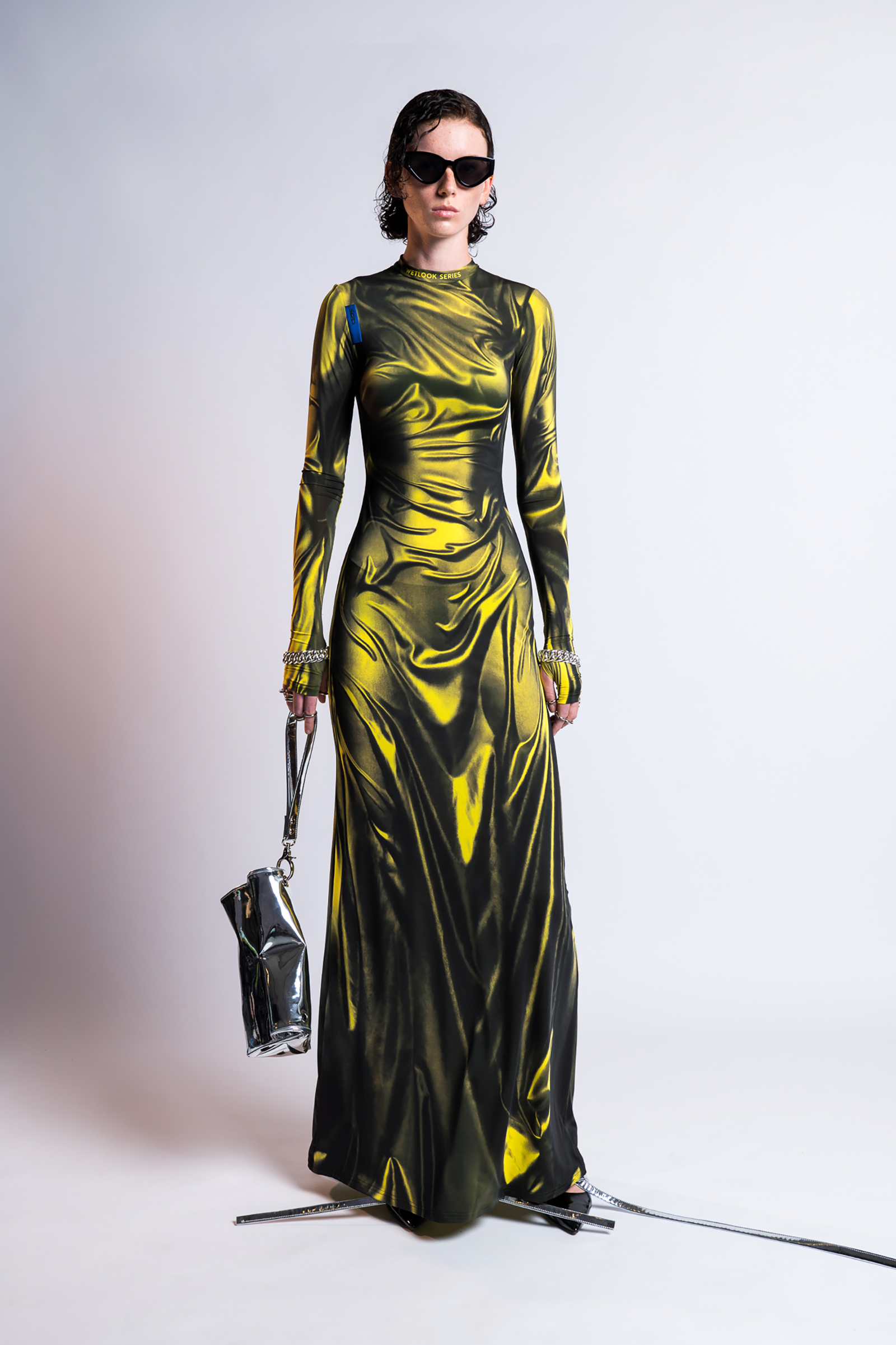 Vacuum-formed fashion — Keta Gutmane ← FOLD