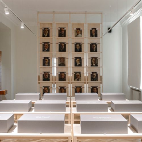 Post-mortem of the collection. Exhibition at the Medicine Museum ← FOLD